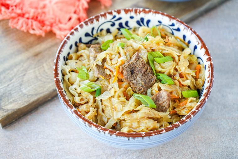 Resep Tsuivan, Hidangan Mie Khas Mongolia - Haluan Lifestyle