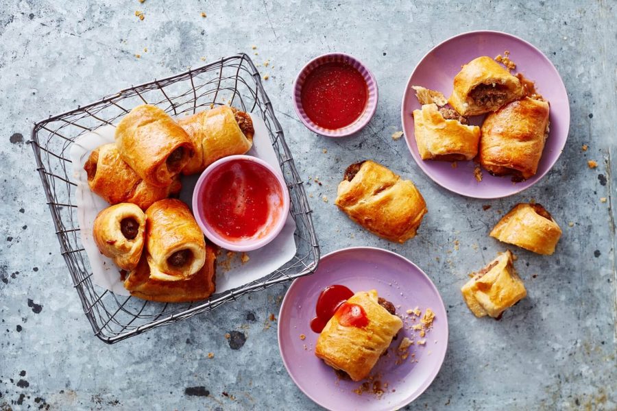 Hidangan Sosis Terbungkus Adonan, Sejarah Klasik Sausage Broodjes ...