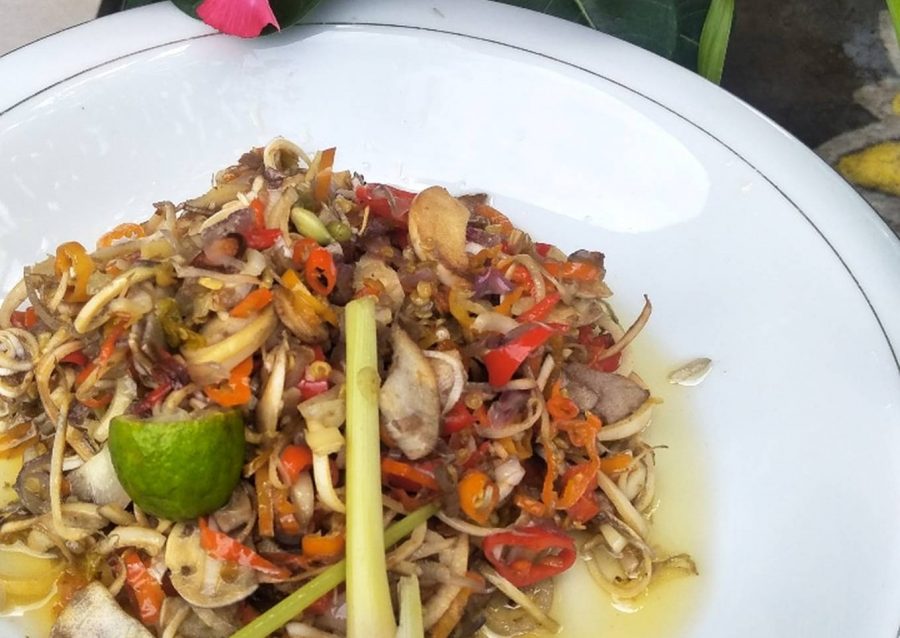 Resep Sambal Bongkot Pedas Khas Bali yang Wajib Dicoba - Haluan Lifestyle