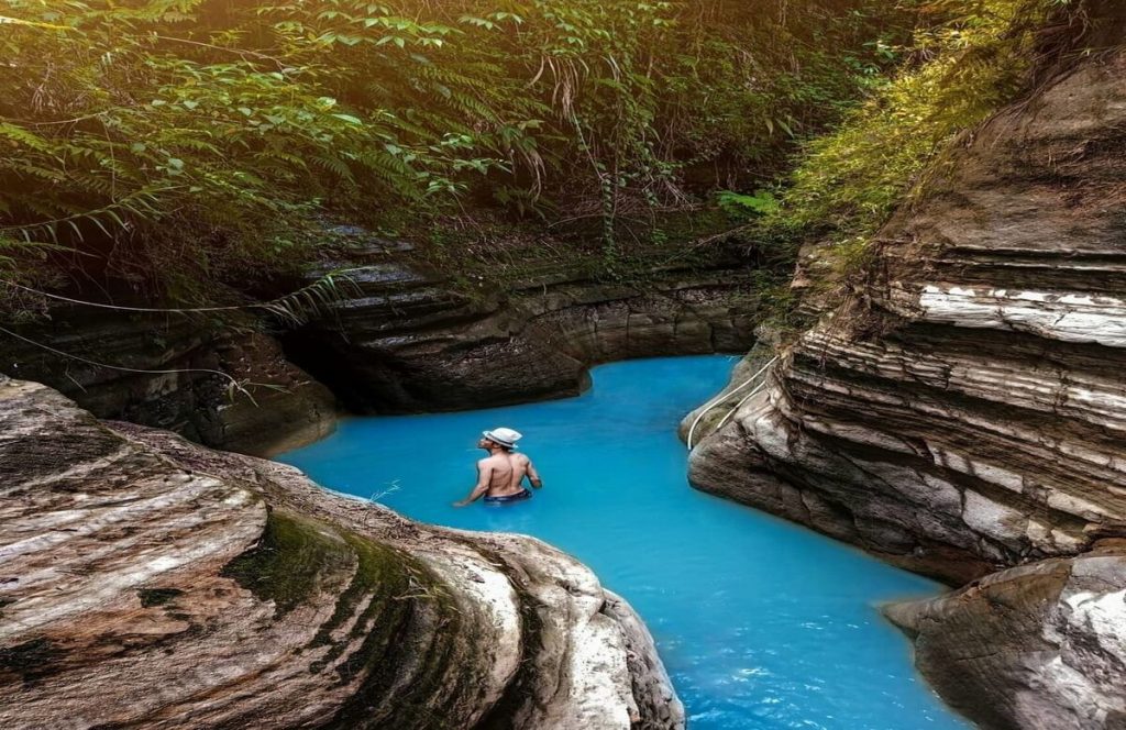 Mengenal Keunikan dan Keindahan Curug Love Bogor - Haluan Lifestyle