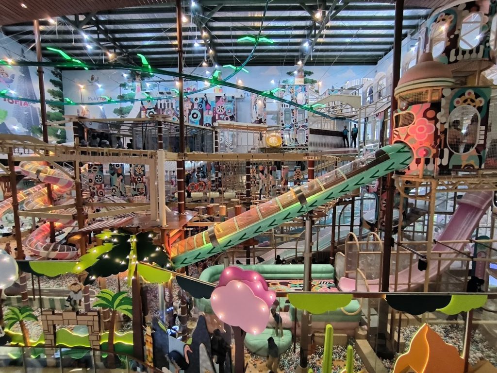 Playtopia Adventure, Playground untuk Anak sampai Orang Dewasa yang ...