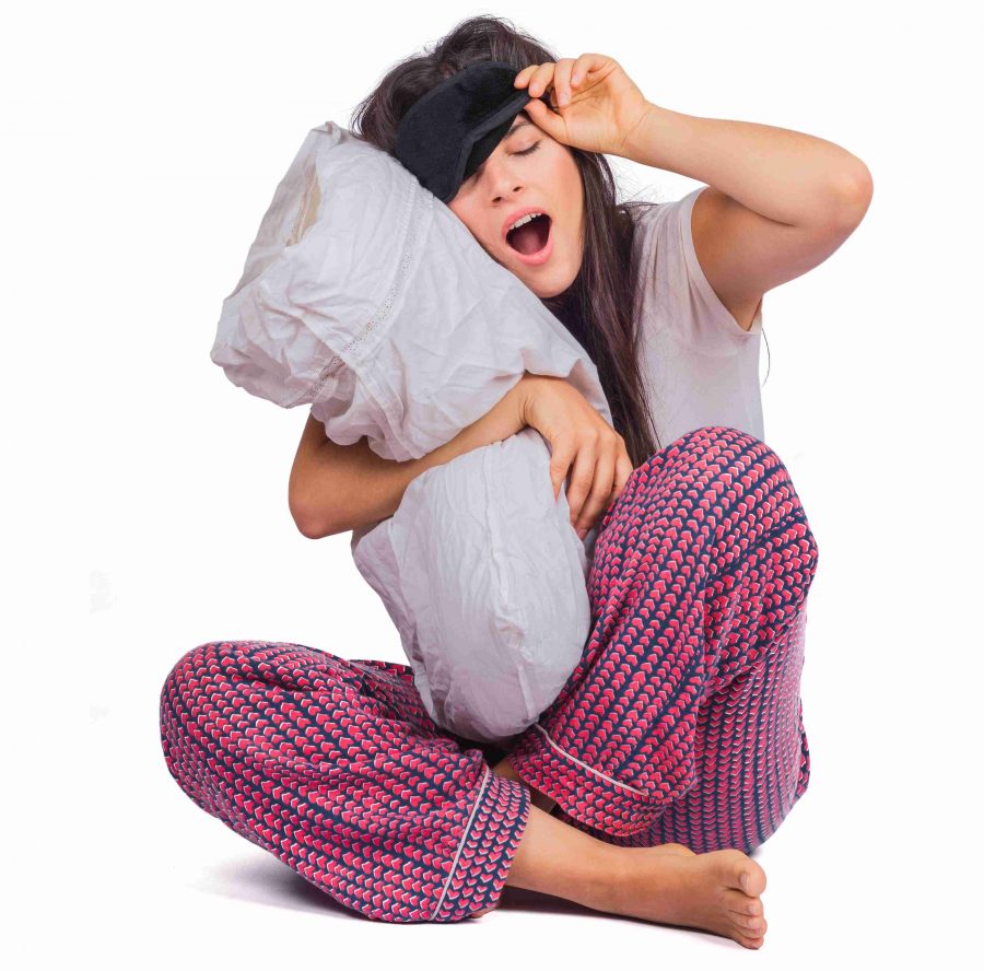 4 Manfaat Luar Biasa dari Penggunaan Guling Saat Tidur - Haluan Lifestyle